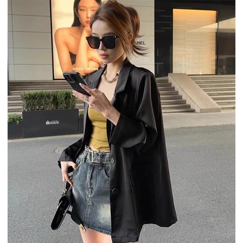 黑色薄款西装外套女装2026夏季新款高级感轻奢气质缎面小西服上衣
