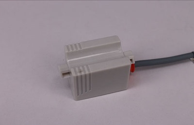 全新接近开关CG13-S45--3E1/CG13-S45--3E2/3F1/3F2质保一年