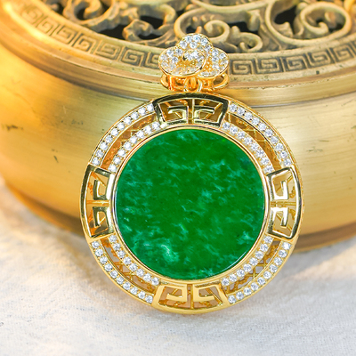 新中式国风精致祥云扣头银镶嵌天然辣绿翡翠回纹圆牌吊坠s88