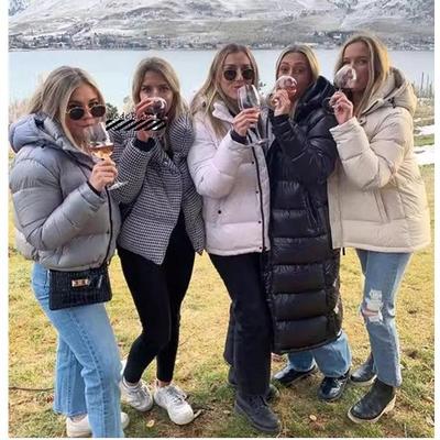 羽绒服经典短款鹅绒泡芙同款连帽