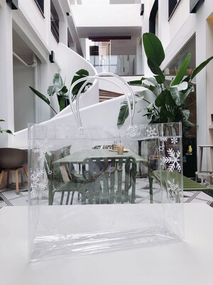 PVC transparent snowflake hand bag baking packaging mid autu