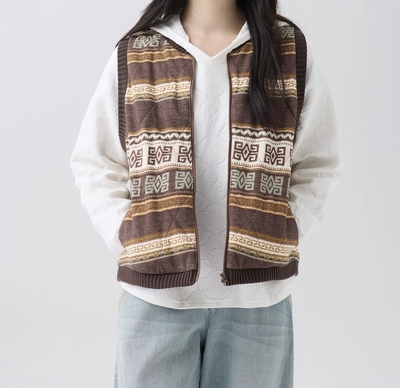 斯琴2025秋冬专柜正品民族风印花纯棉马甲拉链无袖百搭BEDS007150