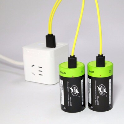 2PCS 1.5V 6000mWh rechargeable battery Micro USB battery D