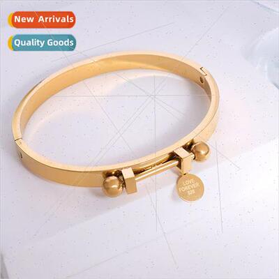 Europe ins geometric round plaque engraved love bracelet tan