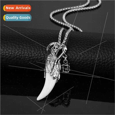 Europe hip-hop tide wh necklace death wolf tooth pendant set