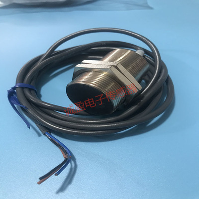 现货圆柱形接近开关E2A-M30KS
