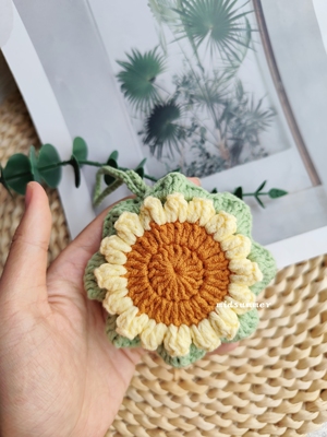 DIY手工钩织毛线向日葵耳机包材料包成品钩织教程新手简单入门