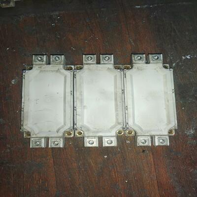 （设备配件）拆机FF150R12ME3G有三个功能包好