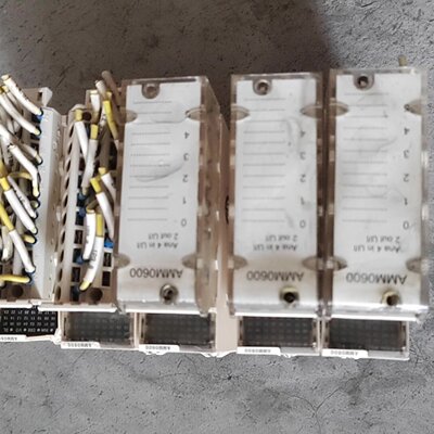 议价PLC，BMXAMM0600实物拍摄，功能包好。可维修