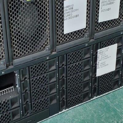 RH5885H V3 (8*2.5英寸硬盘机箱,E7 v3,