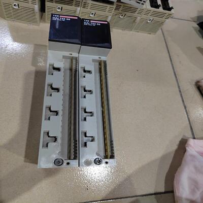 [德峰]实物图 包好施奈德拆机140  DAI75300