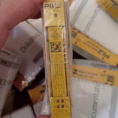 PSSU E F 4D1 401 312200 pSSU E F 4D0/400 0.5继电器模块