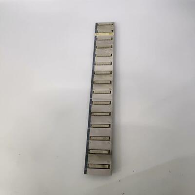 贝加莱底座电路板3BP150.4熟料卡扣全部震碎了，只剩一块