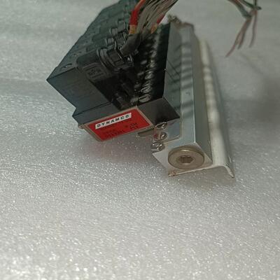[德峰]D113301带一组dynamco，电磁阀，实物底座八个。