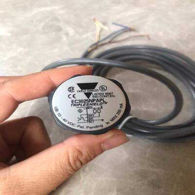 议价瑞士佳乐CARLO EC3025NPAPL接近开关可维修