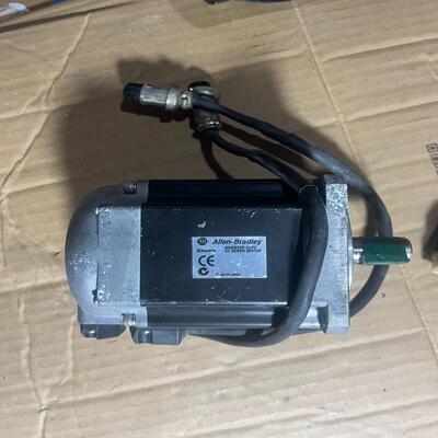 （设备配件）AB TL-A2540P-BJ32AA  实物图