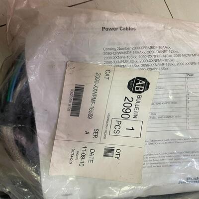 AB伺服线缆2090-XXNPMF-16S09全新原装2条