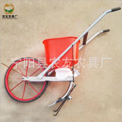 肥人小推车撒化肥货快递发 撒播力机撒化车撒肥机手推LKV撒肥料机