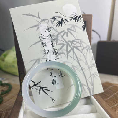 天然高冰玛瑙手镯冰透玉髓半山