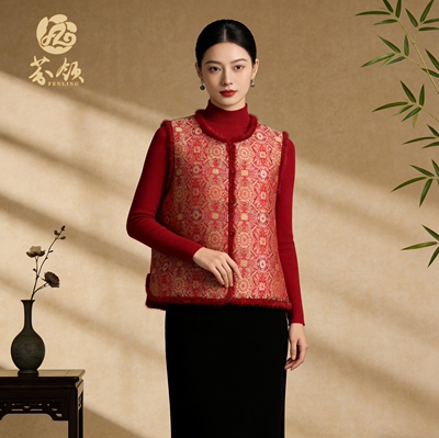 八达晕-新中式非遗宋锦貂毛白鹅绒幻彩提花马甲BX2102-BX2105