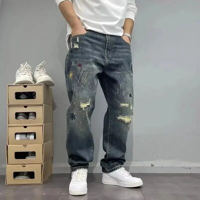 Heavy Duty Washed and Scraped Denim Jeans for Men, Stylish a