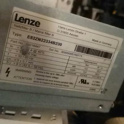 [德峰]820变频器 e82ev伦茨e82zn22334b230拆机