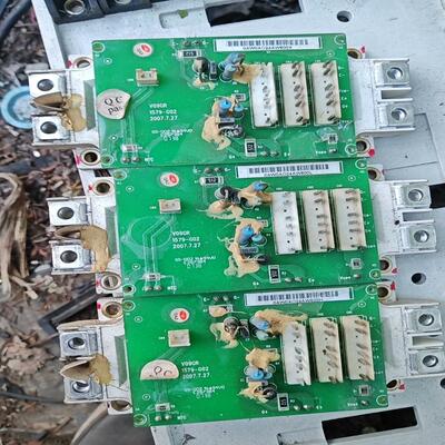 [德峰]拆机成色不错IGBT FF300R12ME3如图三块。