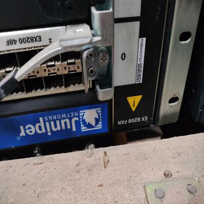 Jper瞻博 EX 8028 带48光口EX8200（憨憨电子）
