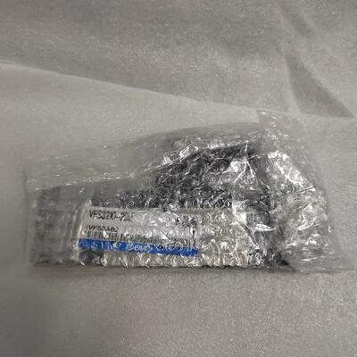 全新SMC电磁阀VFS3210-2DZ 只有220原