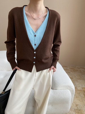 司南 层次感美学 小众设计感撞色假两件V领显瘦针织开衫 SN7886