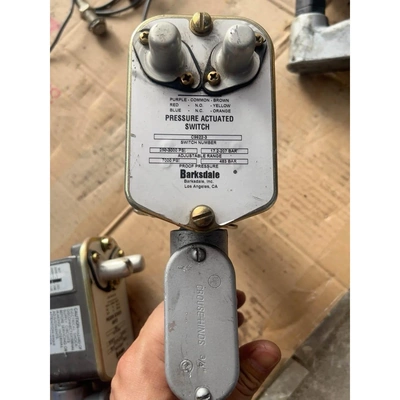 非标价Barksdale 压力表差分开关部件C9622-3，议价