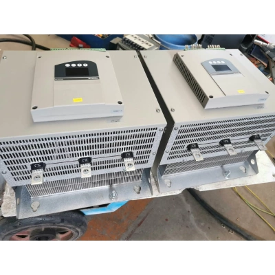 非标价施耐德ATS48C21Q，110KW，有2台，成色漂亮，需要议价