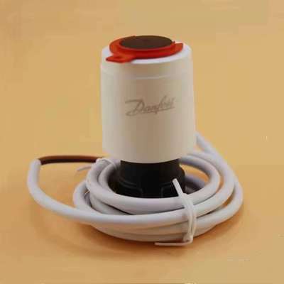 丹佛斯款式电热执行器阀门开关电磁阀水地暖阀门常闭型控制开关