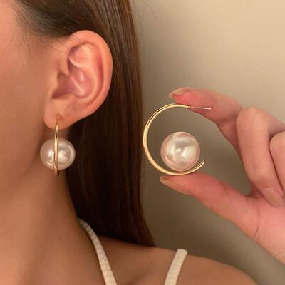 Big Pearl C-shaped Earrings for Female Pearl Girls大珍珠C形
