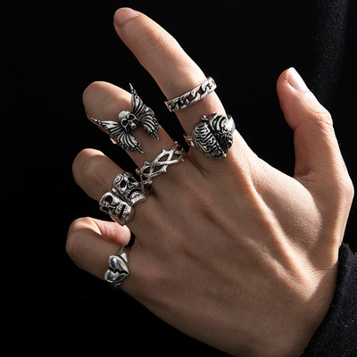 极速European and American trend Eskull serpentine ring欧美潮