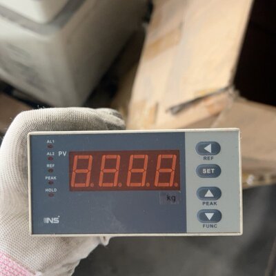 议价NS称重显示仪表NS-YB04C-B-W-1-0-1-DNSYB04CBW101D