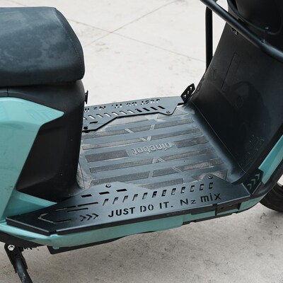 适用于电动车九/号NZomix脚踏板NZ加长分体加长搁脚板直上改装配