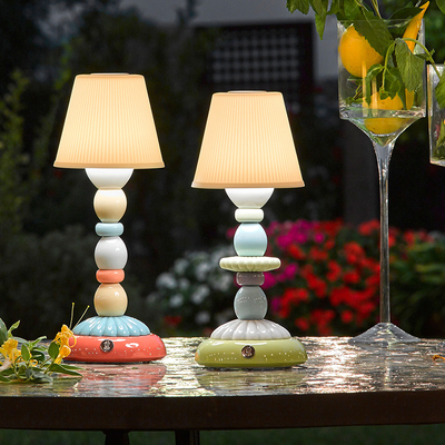 高级感客厅充电台灯卧室灯具