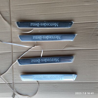 奔驰威霆V260脚踏板灯LED灯新威霆z门槛条 V260LV250 V300迎宾踏