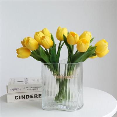 极速pu肉感黄色假花郁金香v仿真花束电视玄关餐桌上摆的结婚拍照