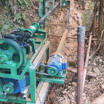 山体引水穿孔钻井机设备横向深孔地表钻机小型家用打井钻孔机批发