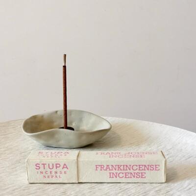 轻奢复古手捏粗陶陶瓷香座插香盘摆件STUPA线香底座锥香塔香座无