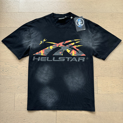 HELLSTAR地狱之星字母融合了迷彩与火焰纹理的图形设计短袖T恤潮