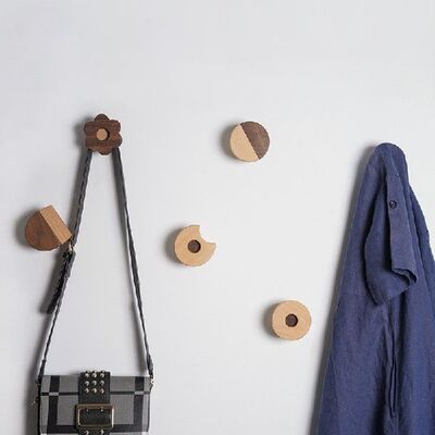 好货Biscuits Pattern Wooden Wall Hangers for Coat Hat Bat