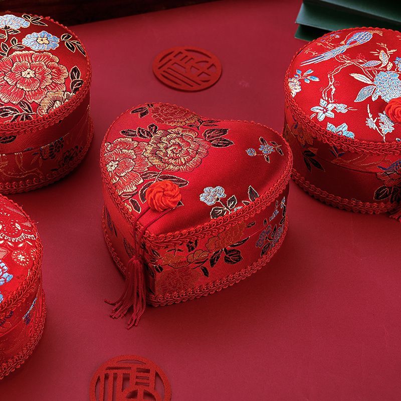 ぃ针线盒女方陪嫁用品大全嫁妆结婚家用实用婚庆针线包收纳盒套装