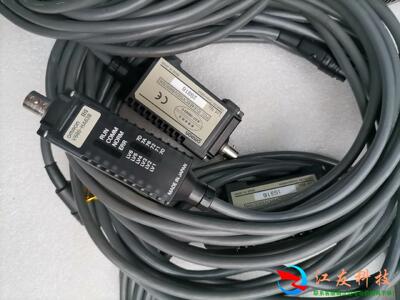 V680-HA63B4台线5m、插头