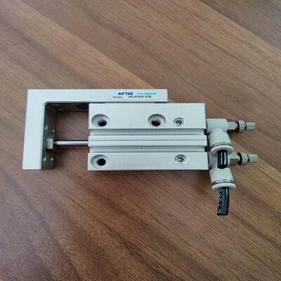 【议价】IAirTac亚德客型号HLH10X15S滑台气缸原
