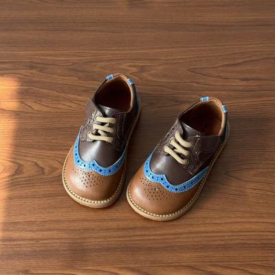 男女童同款复古镂空雕刻拼色百搭