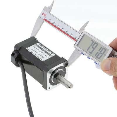 42步进电机轴长30mm键槽轴NEMA17大扭矩90N.cm机身高度80MM