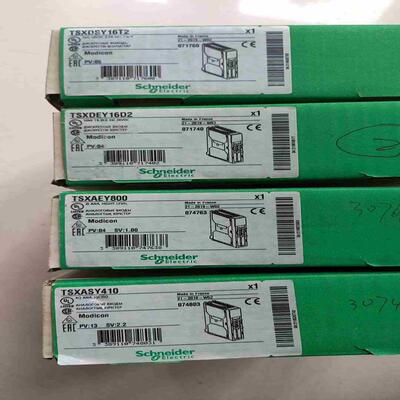 施耐德PLC TSXASY410 一台议价